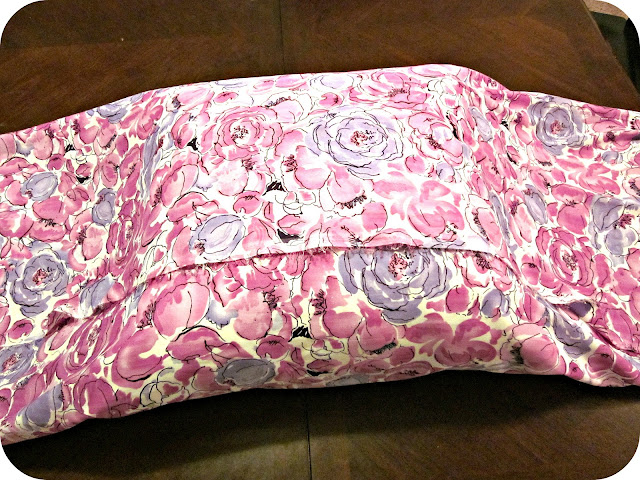 Live Gorgeously: No Sew Pillow Tutorial!