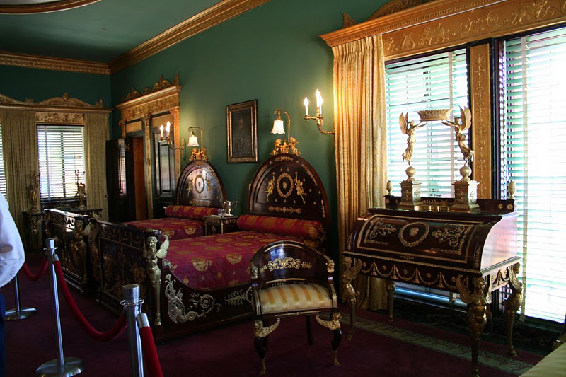 loveisspeed.......: The House in film 'Great Expectations' ...as Ca' d ...