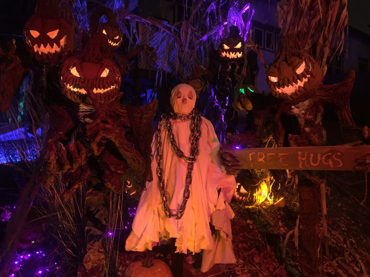 PUMPKINROT.COM: The Blog: The House On Rotting Hill