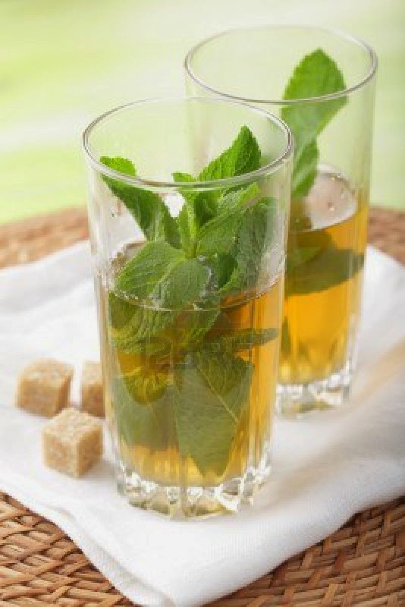 mis recetas comida hecha en casa: trago de menta sin alcohol.