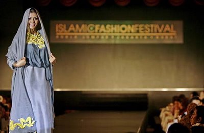 ABAYA, HIJAB AND CAFTAN FASHION: Muslim fashion shows pictures