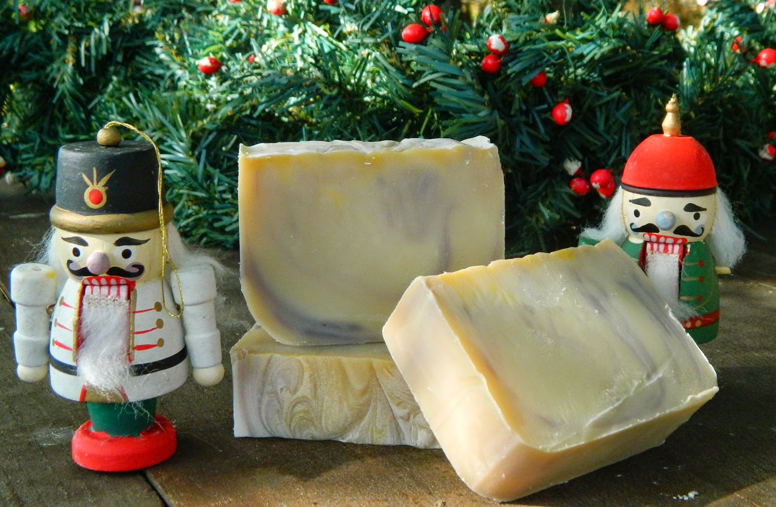 Farmhouse Soaps: Seasonal Soaps