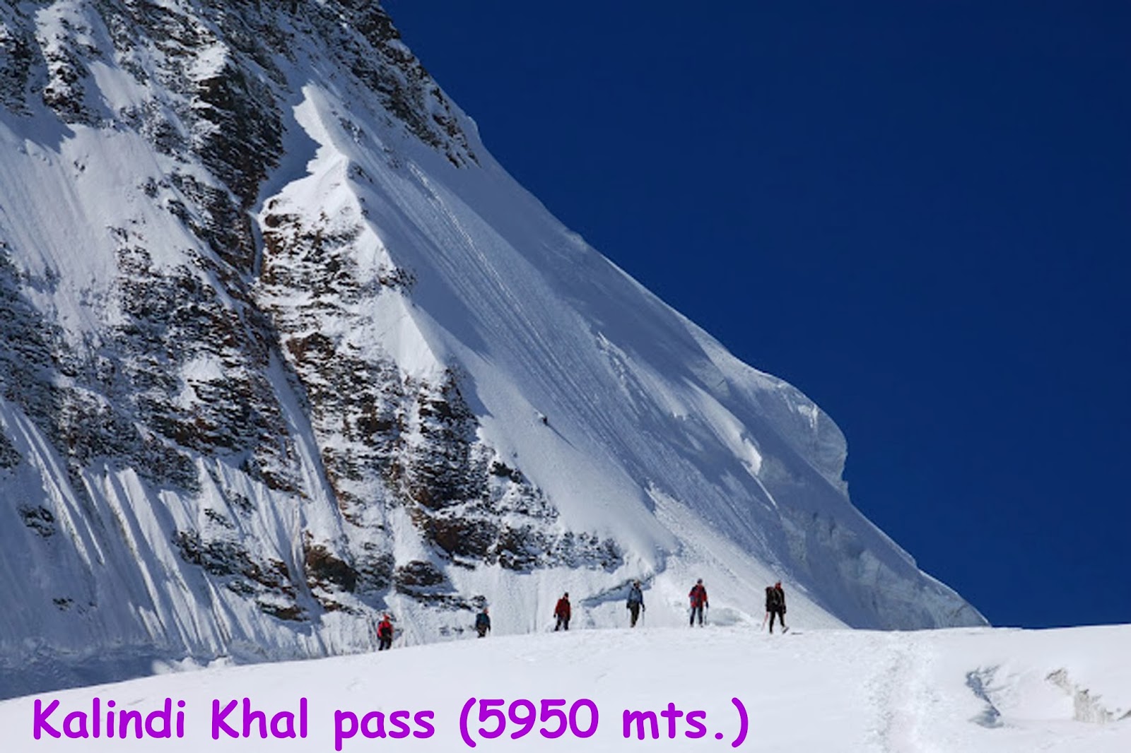 Kalindi Khal Pass Trek in India Garhwal Himalayas at 5950 mtrs ...