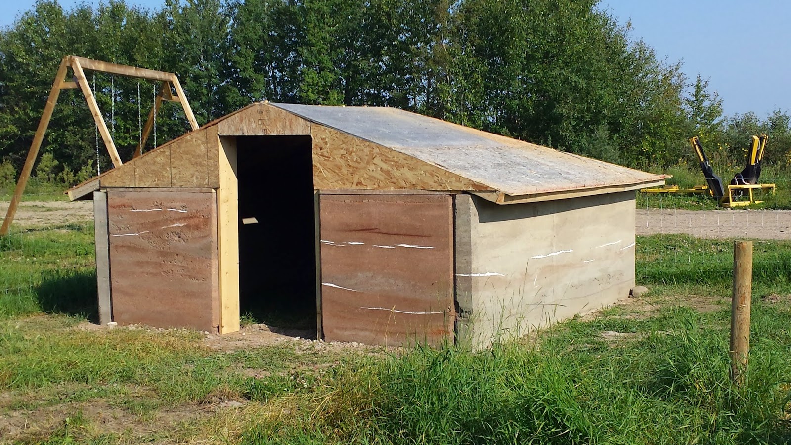 Rammed Earth Saskatchewan Canada: Rammed Earth Shed 2014