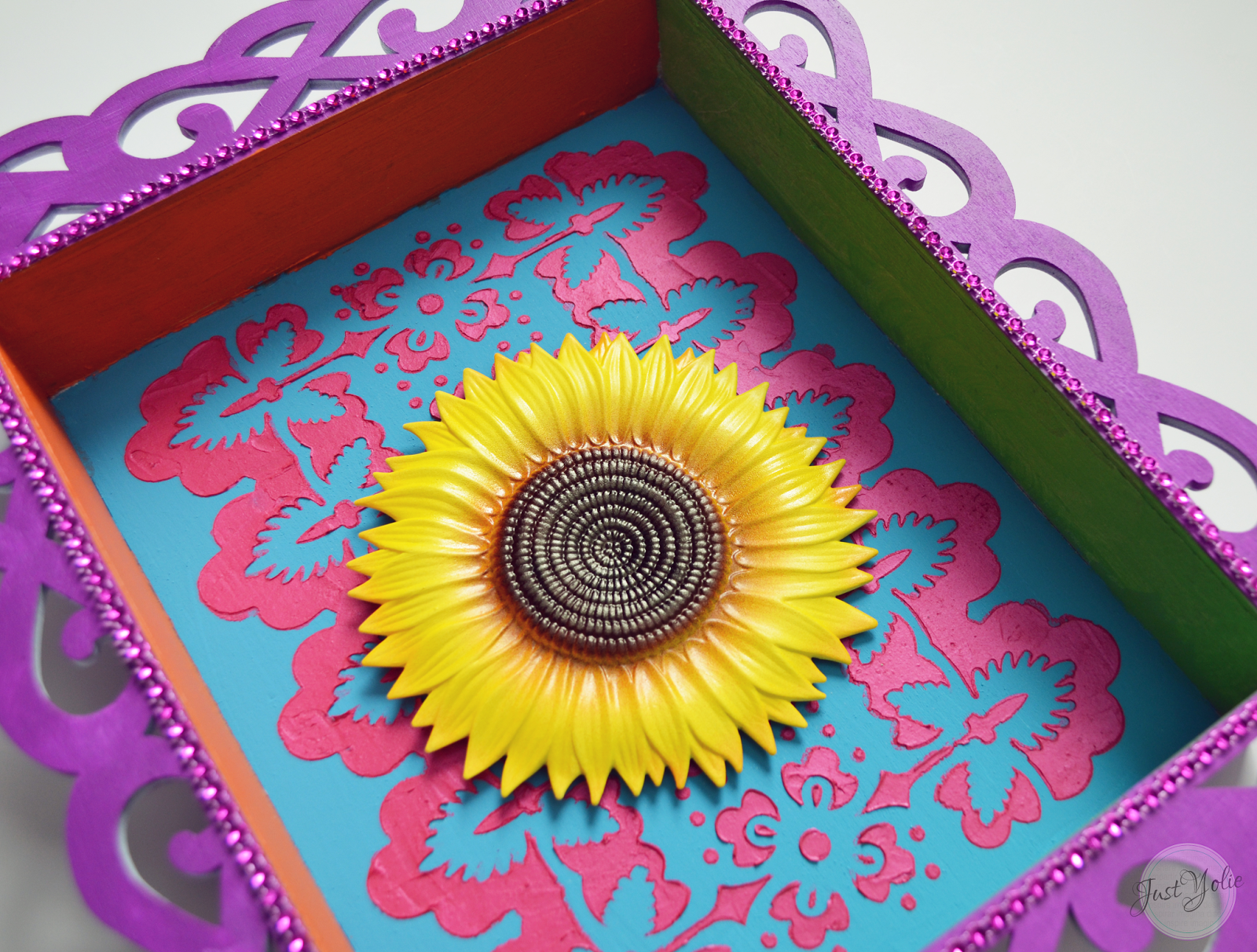 JustYolie: Sunflower Shadow Box #UPaintMetal