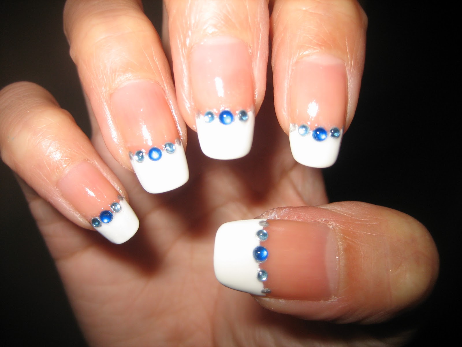 Awesome Nails By Nicole: NOTD: Rhinestone French Manicure :)