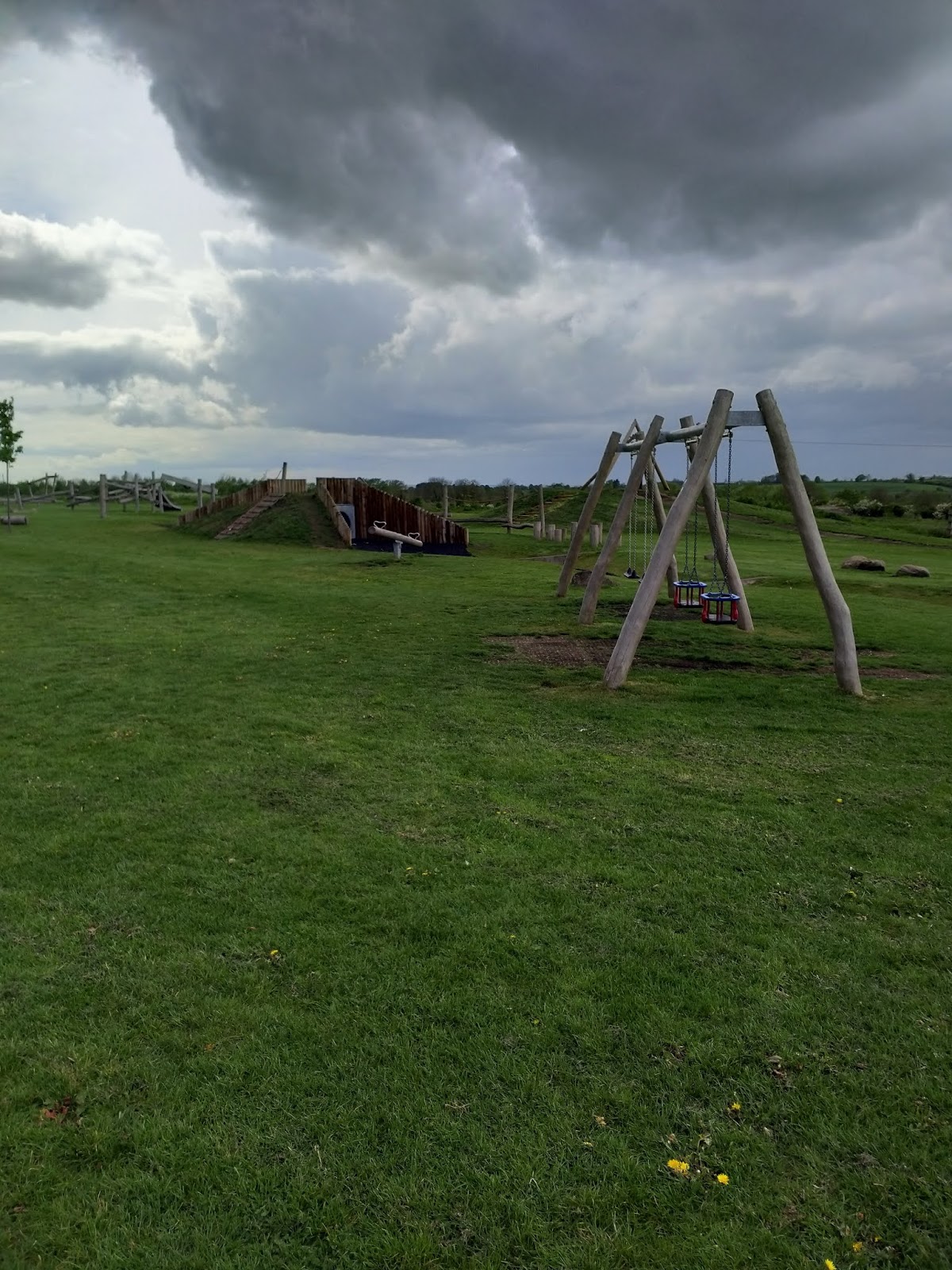 展翅的網誌(日常生活與英國升學): Stanton Low Park