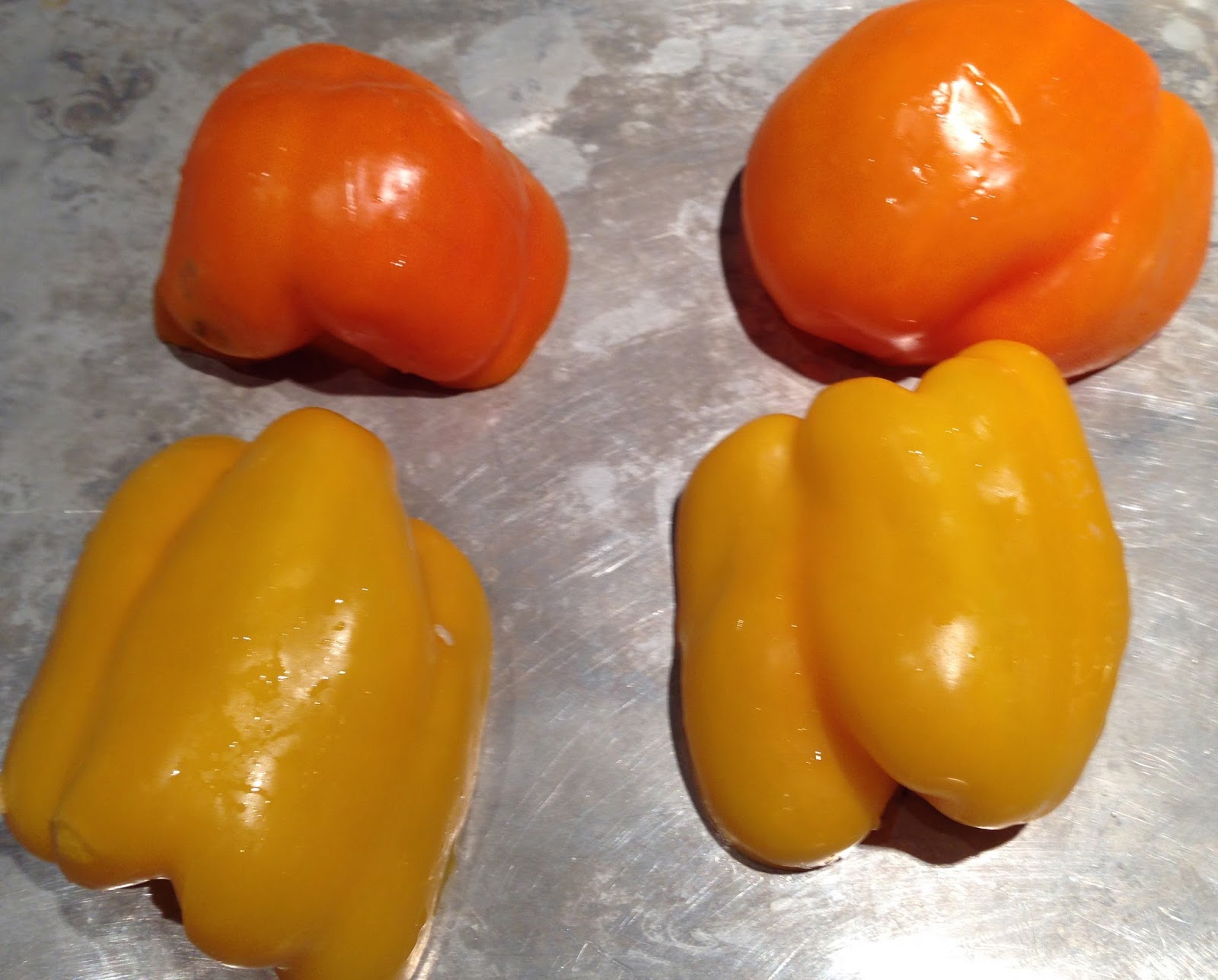 Mystery Lovers' Kitchen: Baked Peppers with Cream #Recipe @pegcochran