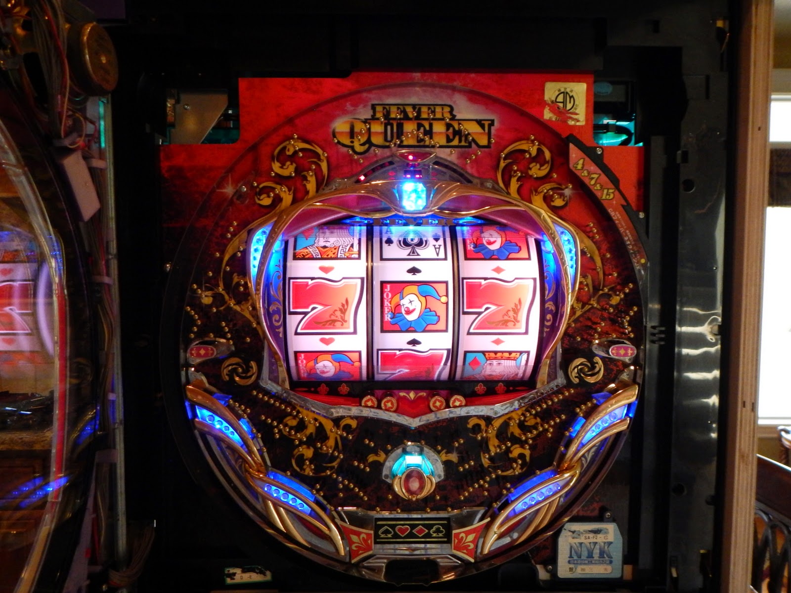 What Am I Doing?: Picked Up This Fever Neo Queen Pachinko Game Today