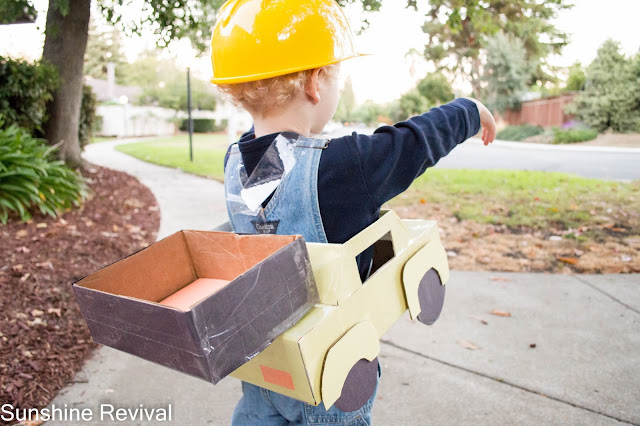 Sunshine Revival: Working Garbage Truck Halloween Costume