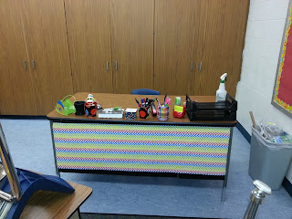 Teaching In The 4th Grade!: Colors And More Colors - Decorating