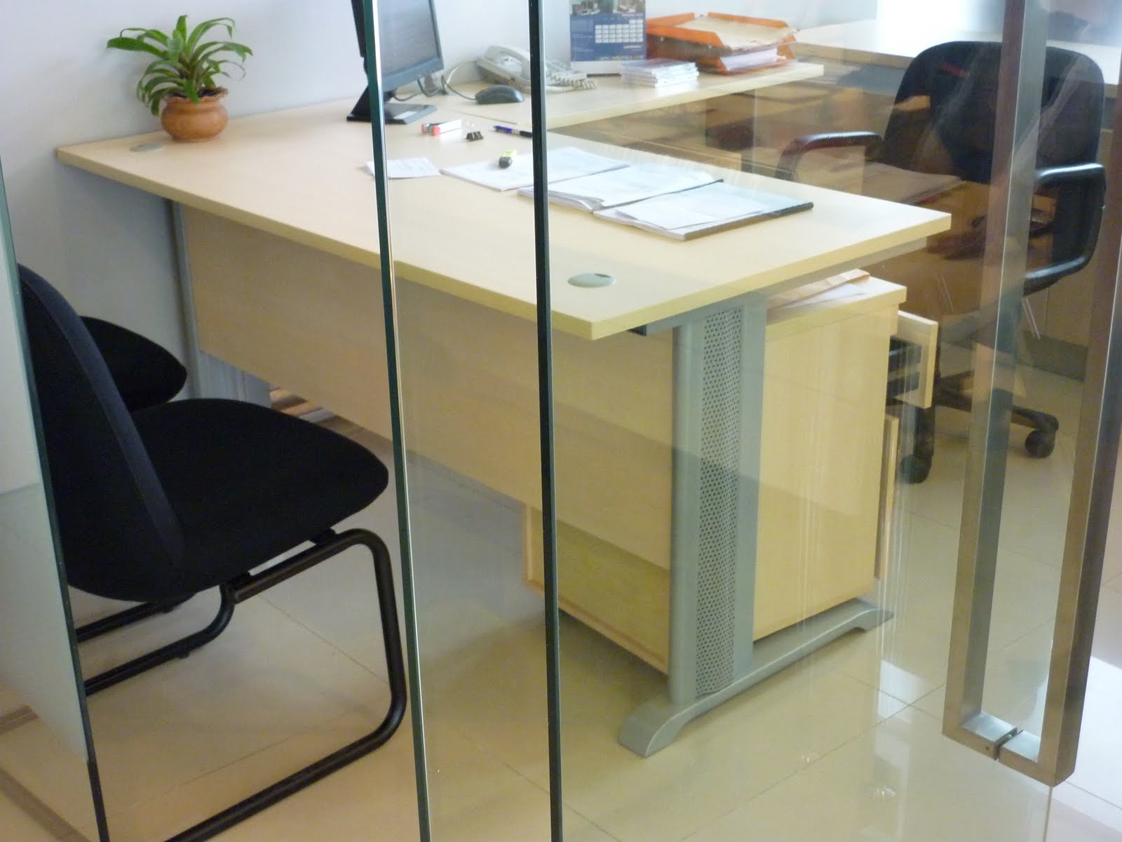 LAEINDONESIA: Standarisasi Interior CIMB Niaga