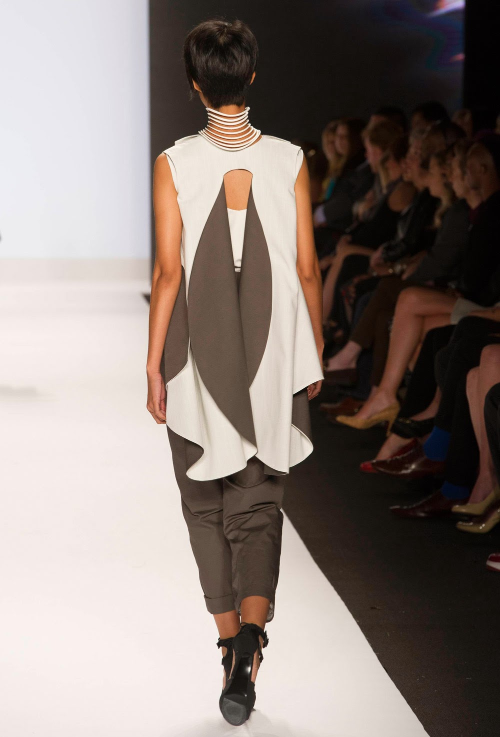 Tirare le fila: Project Runway: Season 12: Finale Show