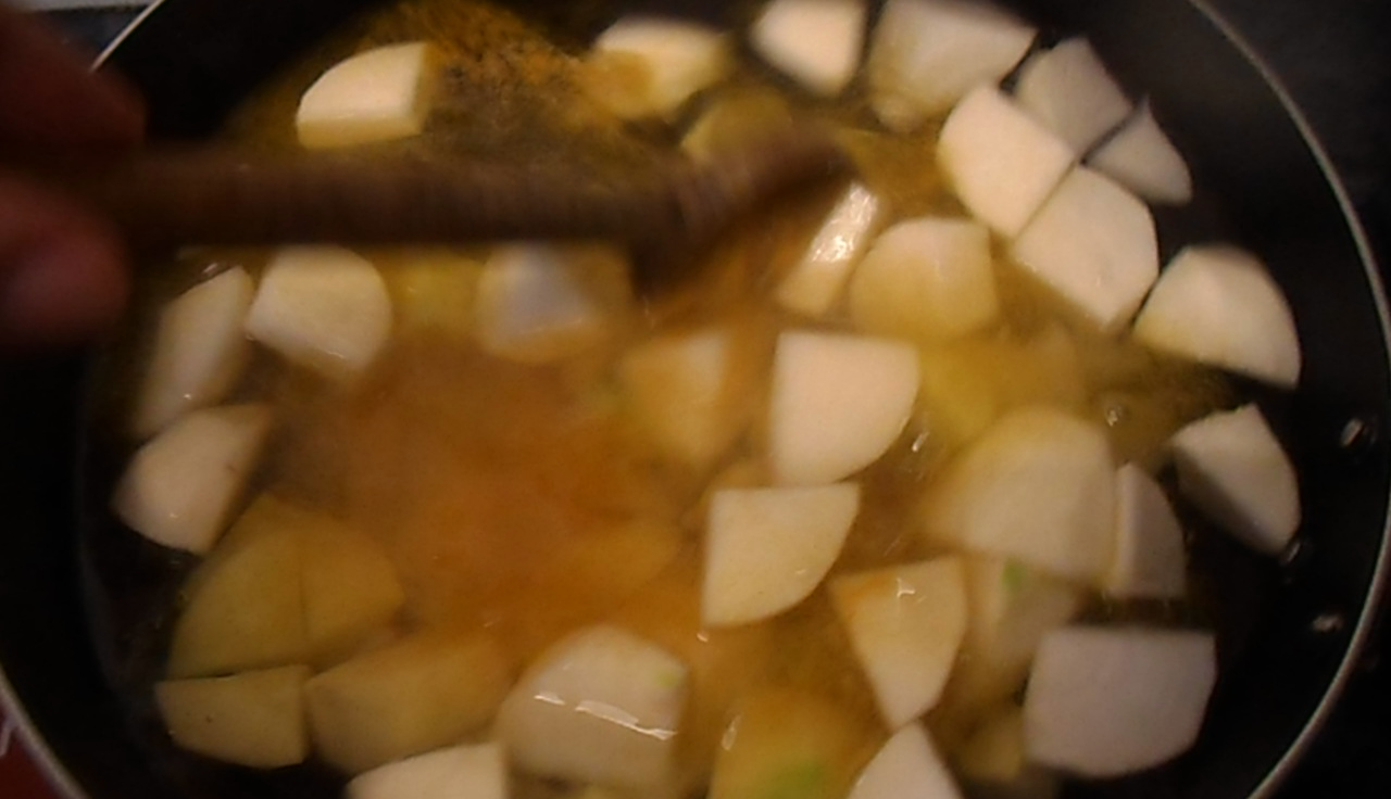 AAmna's Kitchen: How to cook Turnip - Shaljam or Shalgam Sabzi.كيف لطهي ...