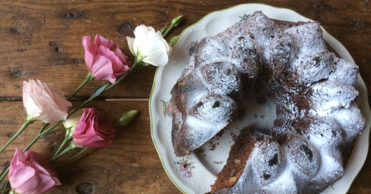Bundt Cake de Chocolate & Nueces | La Taza de Loza