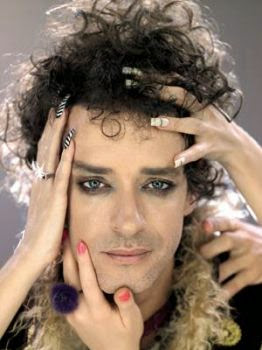 Muere Gustavo Cerati tras cuatro años en coma ~ cotibluemos