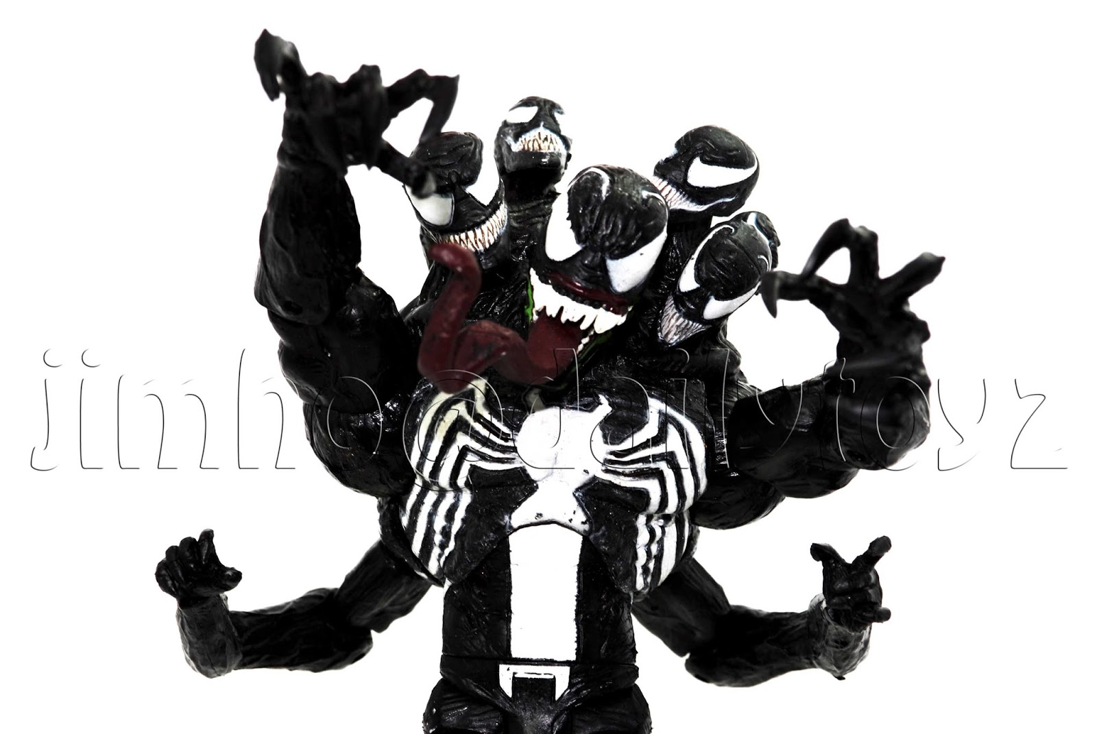 DAILY TOYZ: When Venom explodes with heads