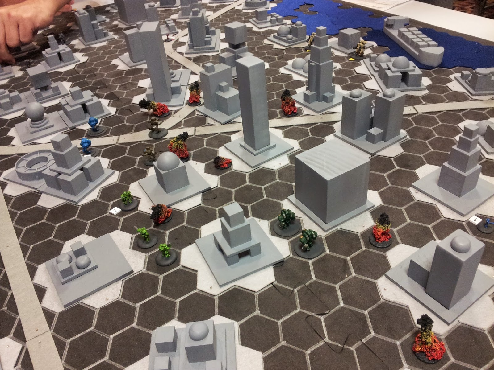 PLANET ARES VI: Why I love 6mm Sci Fi.