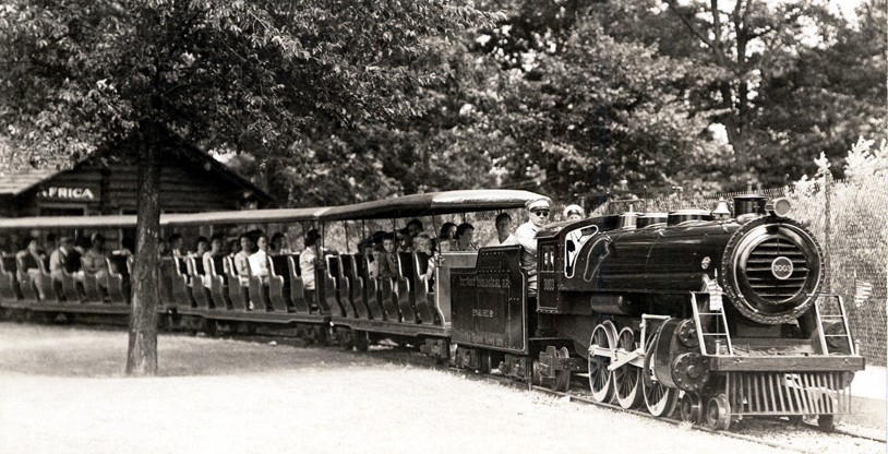 Just A Car Guy: the train at the Detroit Zoo