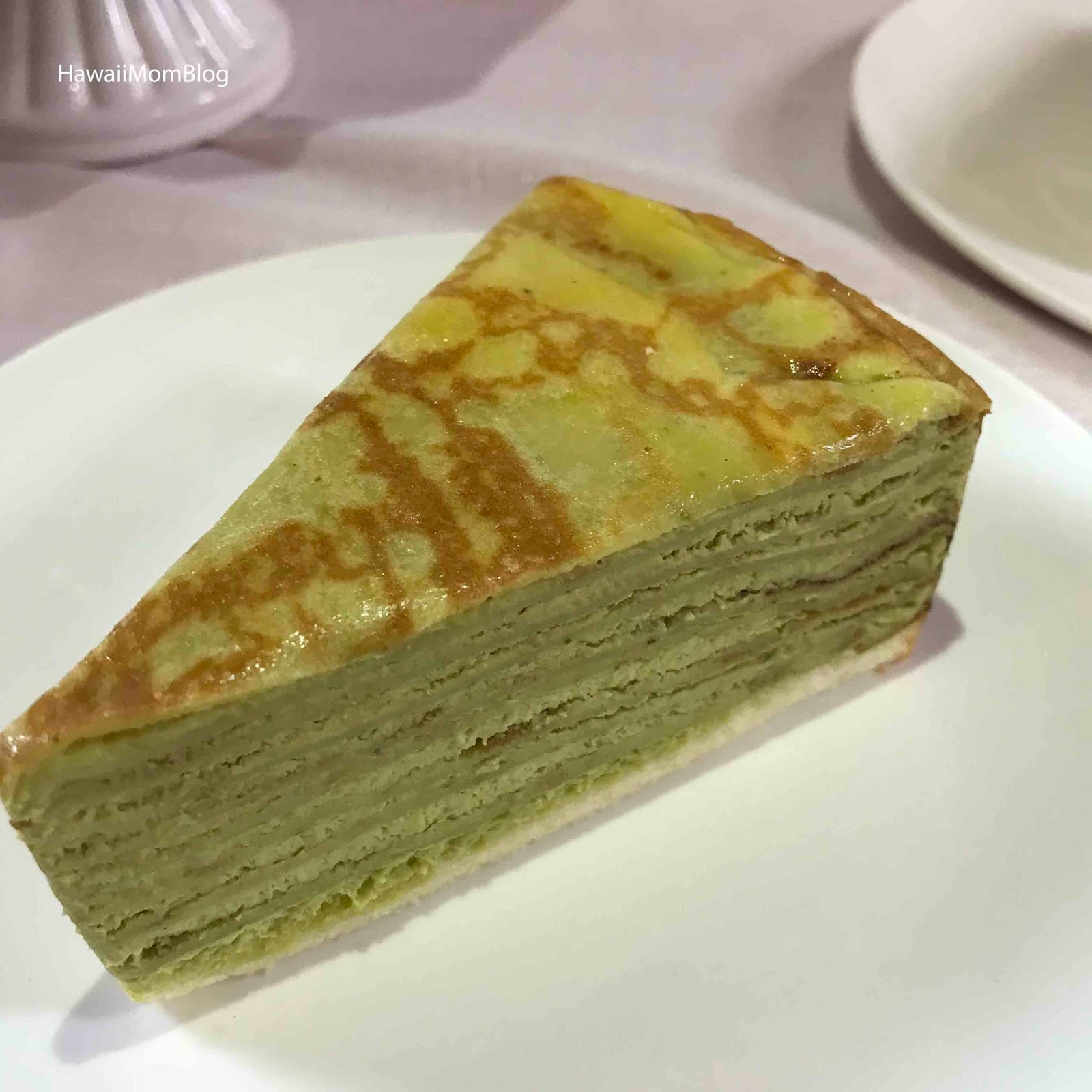 Hawaii Mom Blog: Kulu Kulu Cake Celebrates Five Years!