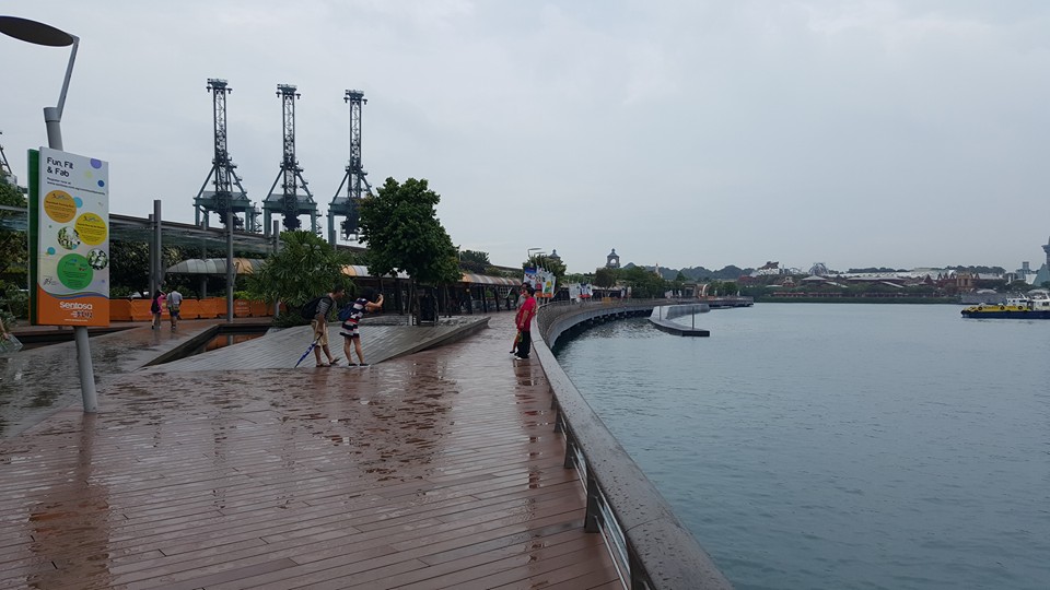 Sentosa Resort World, Handerson Wave, Merlion, Garden By the Bay ...