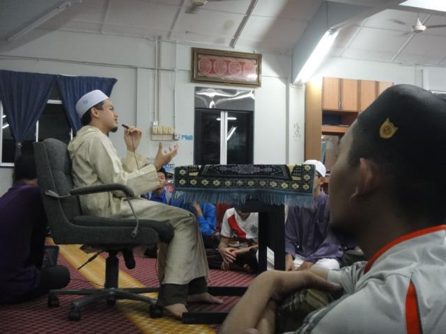 Bengkel Penulisan Kreatif KMS ~ iwan ghazali (iwan reaz)