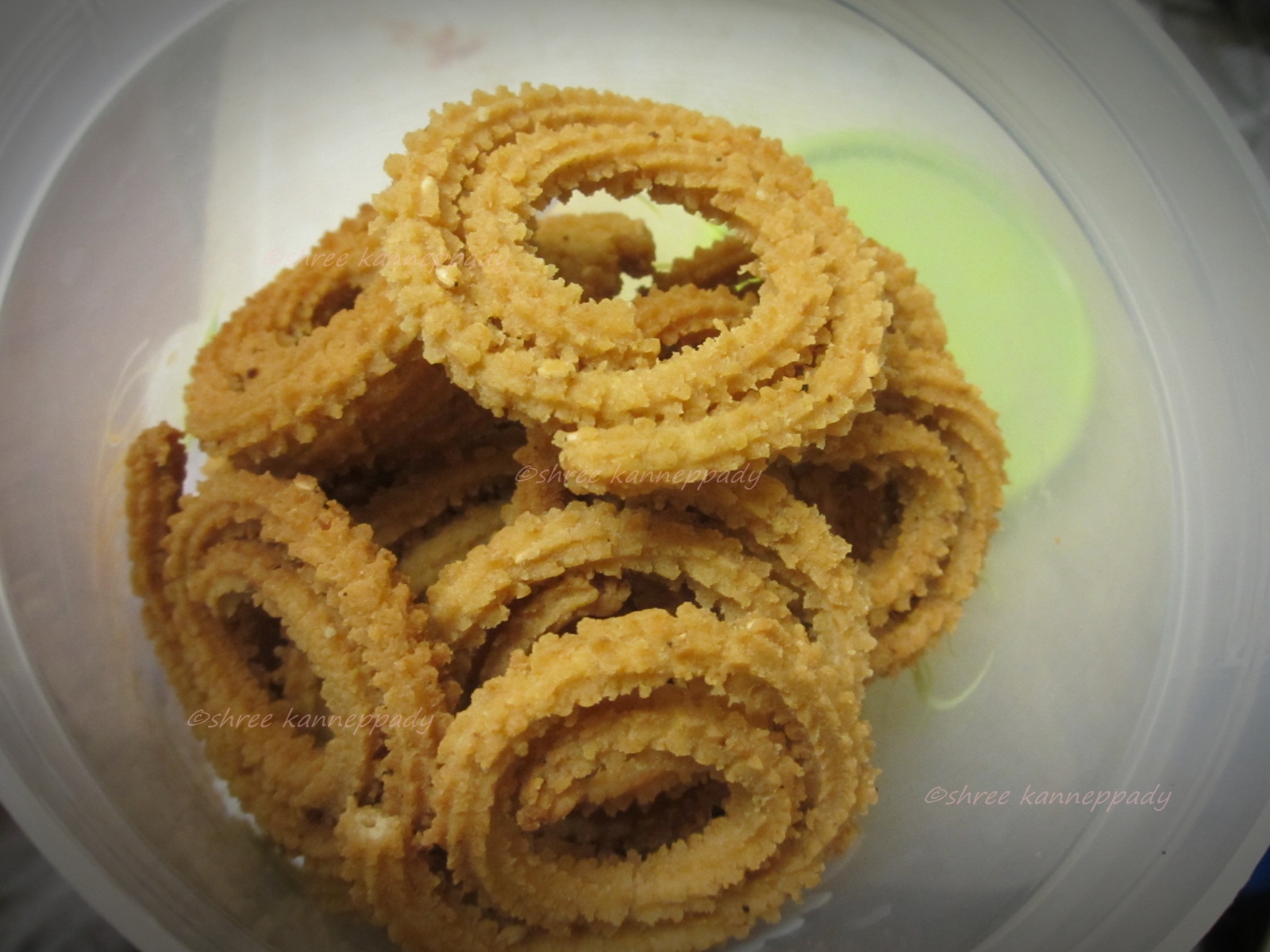 Just Cooking N Baking ....: Chakkuli / Muruku - ಚಕ್ಕುಲಿ