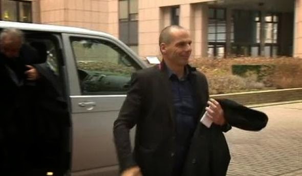 ΤΩΡΑ... ΙΡΛΑΝΔΟΣ ΔΗΜΟΣΙΟΓΡΑΦΟΣ ΤΗΝ ΩΡΑ ΠΟΥ ΞΕΚΙΝΑΕΙ ΤΟ ΓΙΟΥΡΟΓΚΡΟΥΠ ...