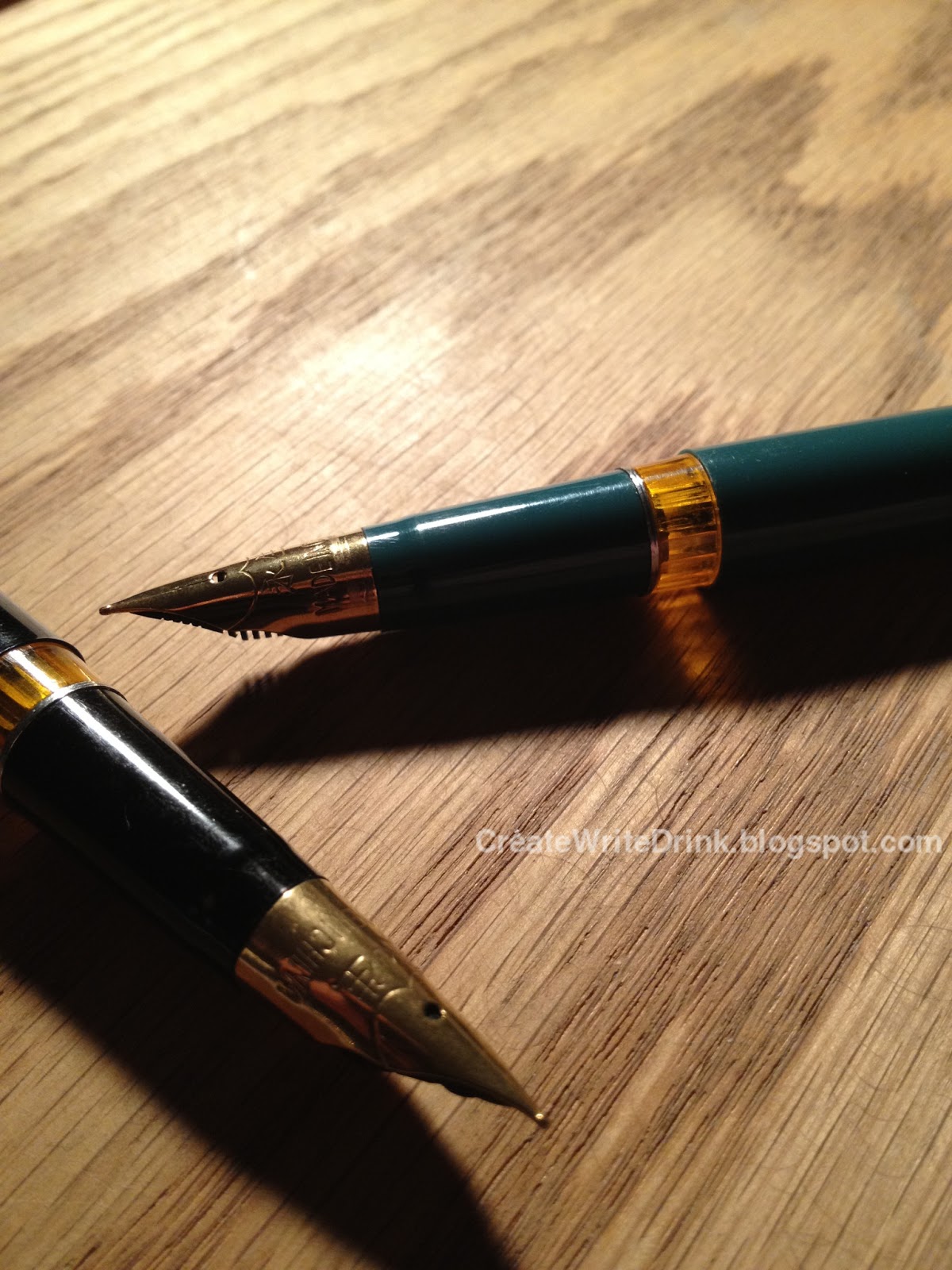 Built from Ink and Tea: A Review of the Wing Sung 233 Fountain Pen