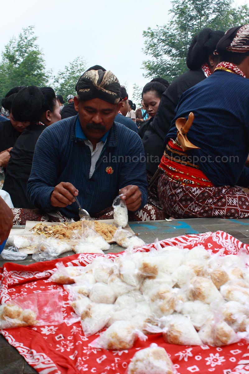 Labuhan Alit Merapi-Keharmonisan Antara Tuhan, Manusia dan Alam ...