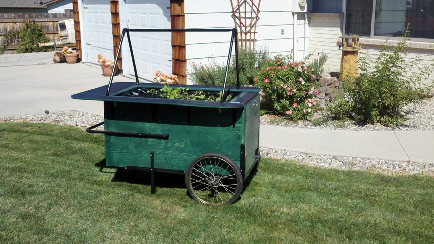 DIYlawntime: Portable Garden