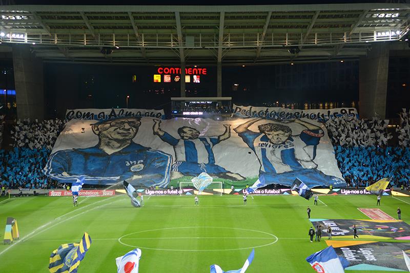 Reflexão Portista: As mensagens das claques do FC Porto