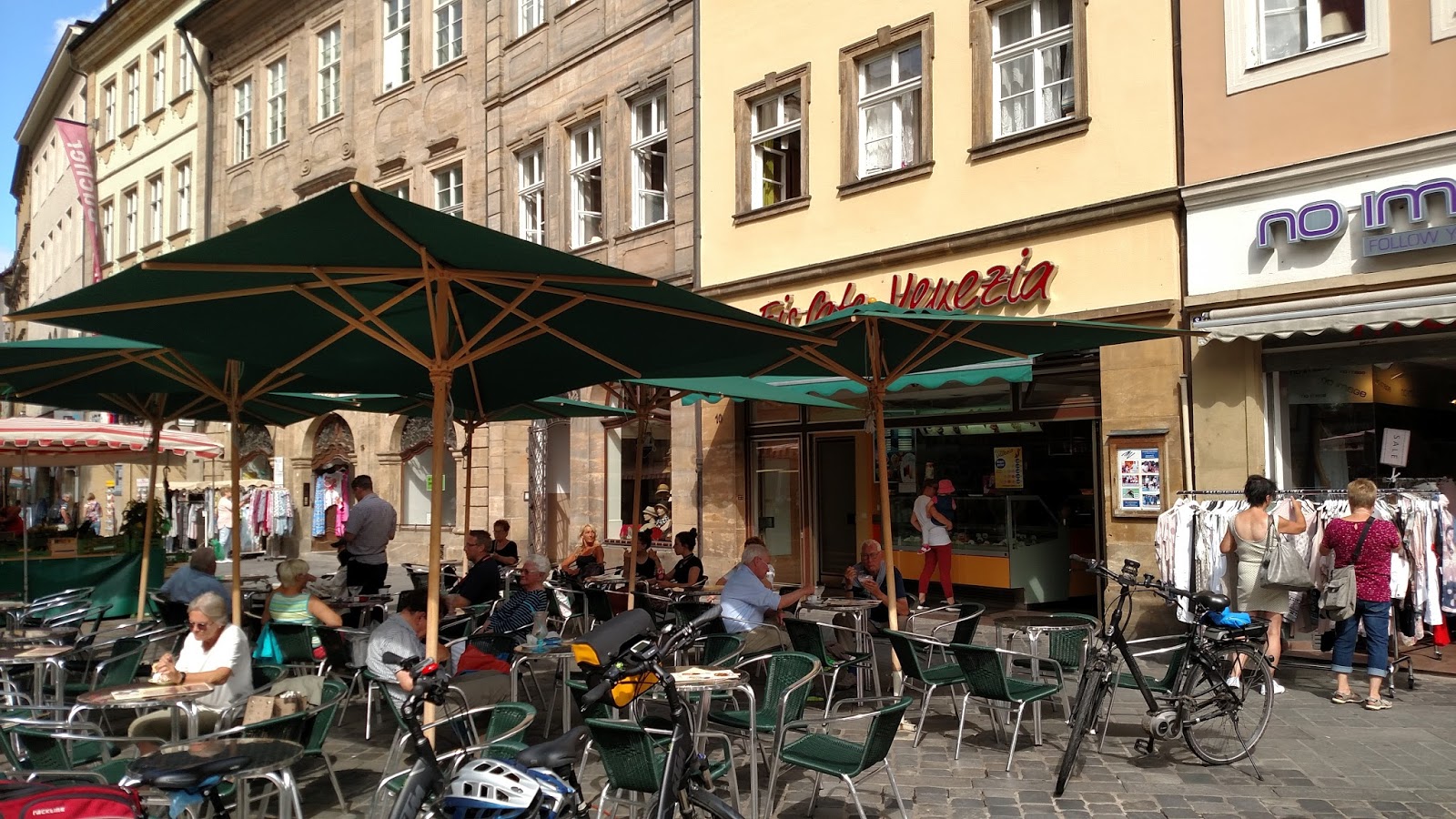 PIG OUT SPOTS: Eiscafe Venezia (Bamberg, Germany)