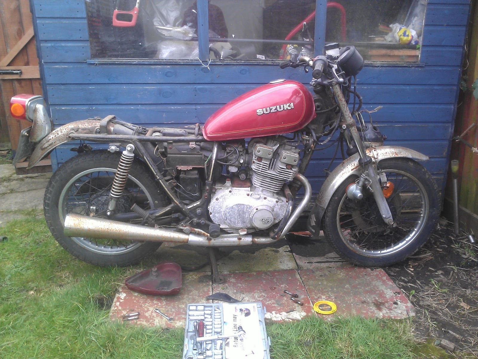 Suzuki GS250T Cafe Racer