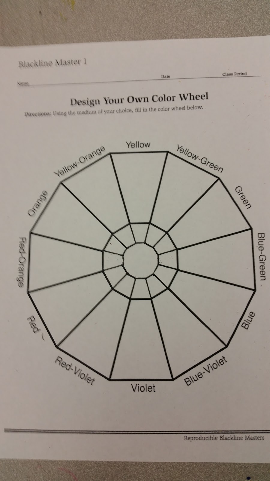 The Road to Art Education-Learning to Teaching : Color Theory