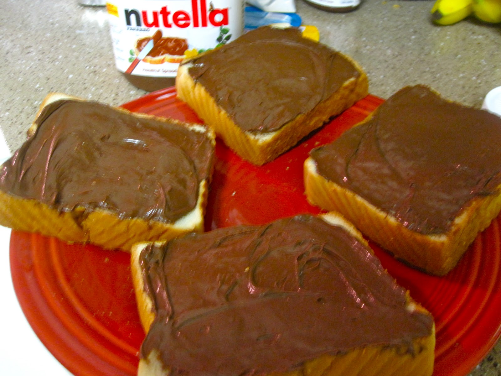 Sweet Saccharine: Sinfully Delicious Nutella Stuffed French Toast