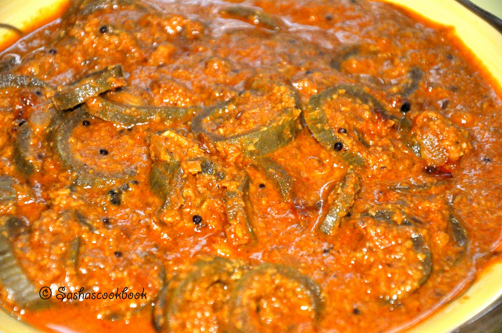 Sasha's Cookbook: Potlakaya masala / Snake gourd with Peanut sauce