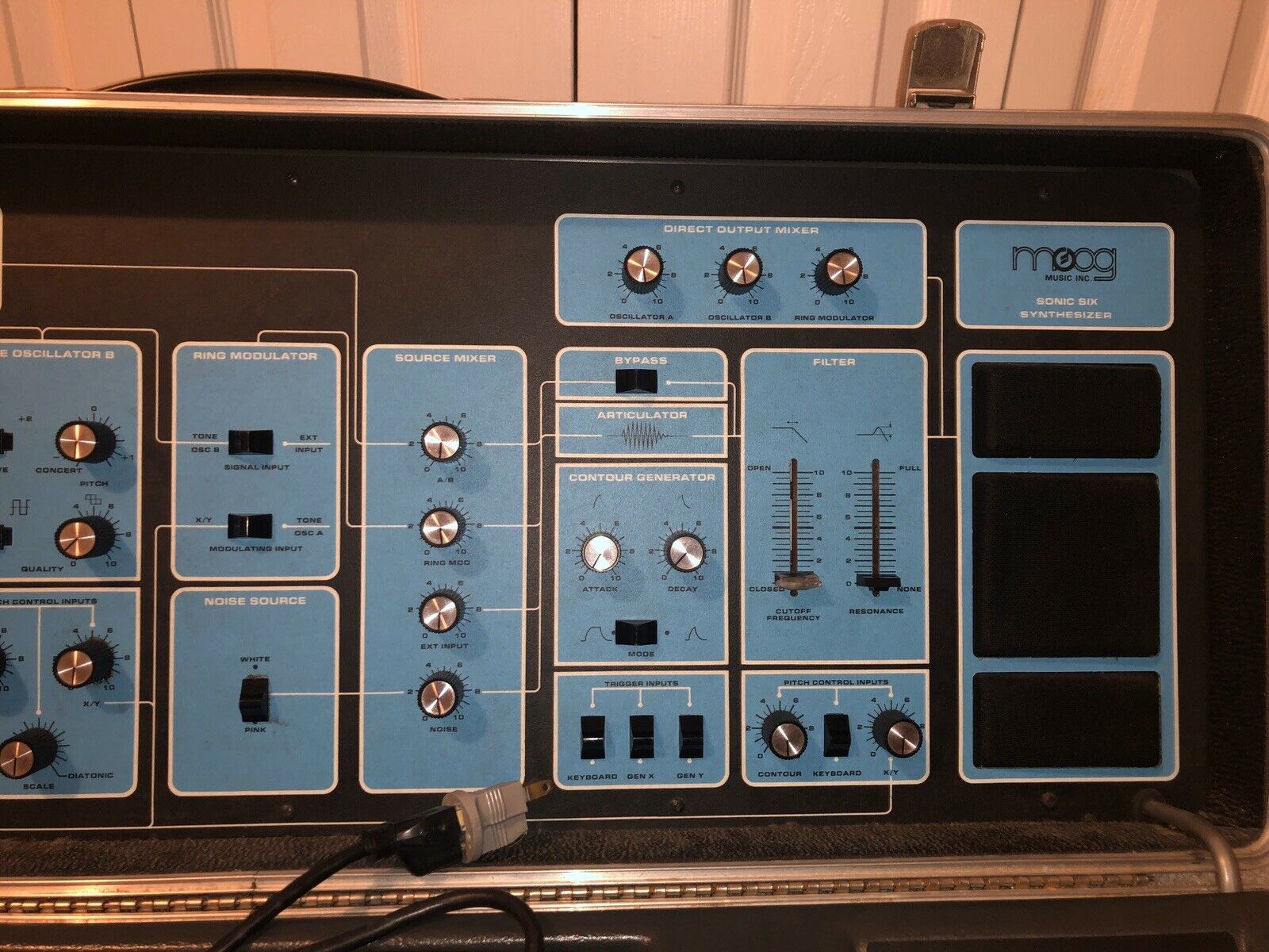 MATRIXSYNTH: Moog Sonic Six - Vintage Analog Suitcase Synthesizer SN 1858