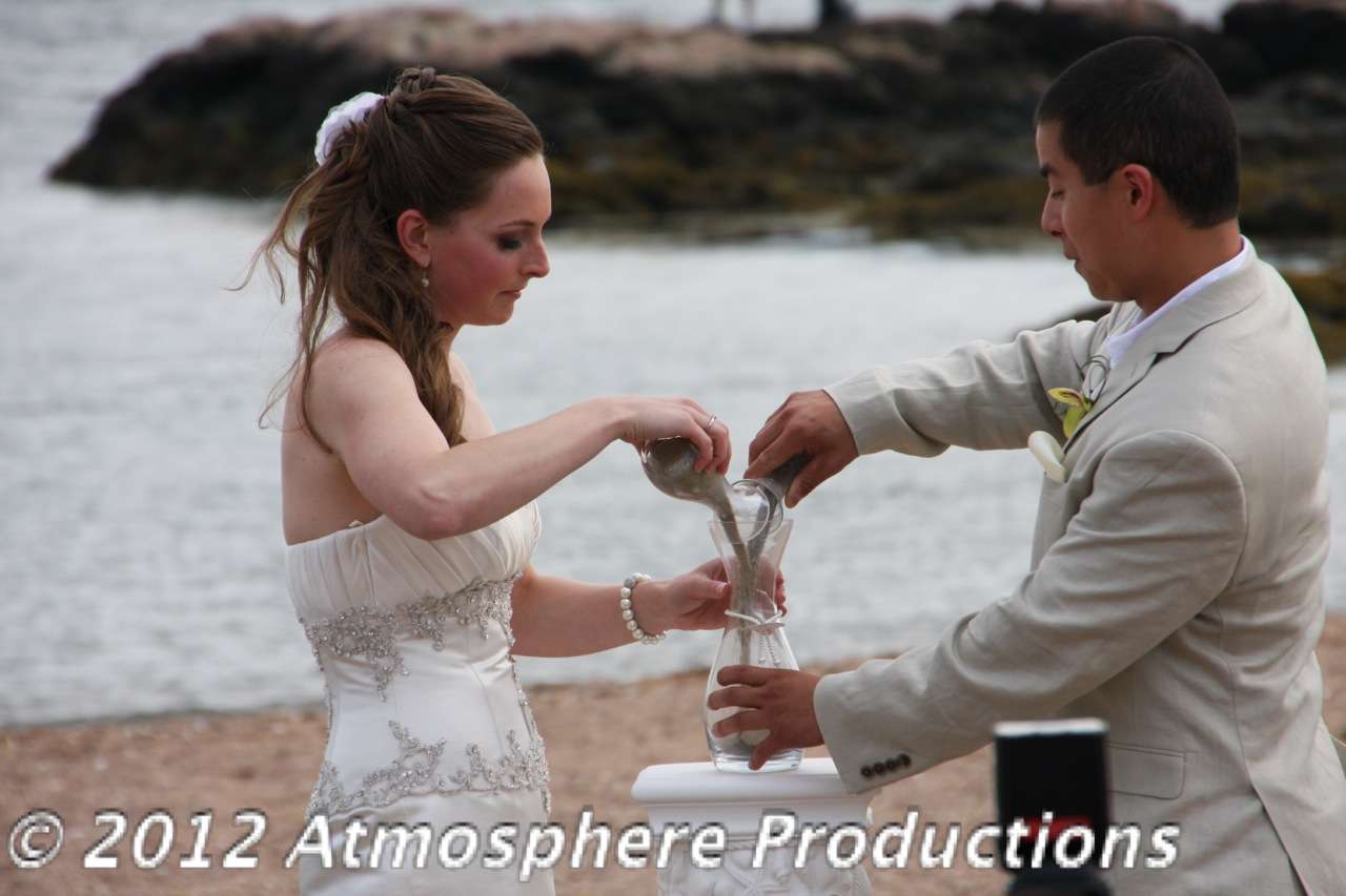 Atmosphere Productions: Lisa & Garvin: Carousel at Lighthouse Point Park