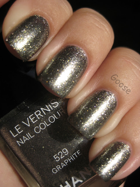 Goose's Glitter: Chanel Graphite Swatch