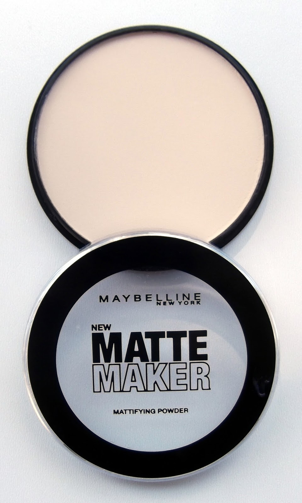 MAYBELLINE NEW YORK New Matte Maker Mattifying Powder.Review Swatches ...