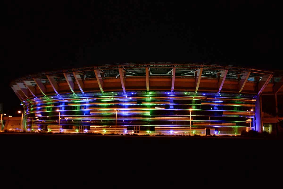 Ohne Kommentar: Die leuchtende Perle in Skopje - Arena Filip II Macedon