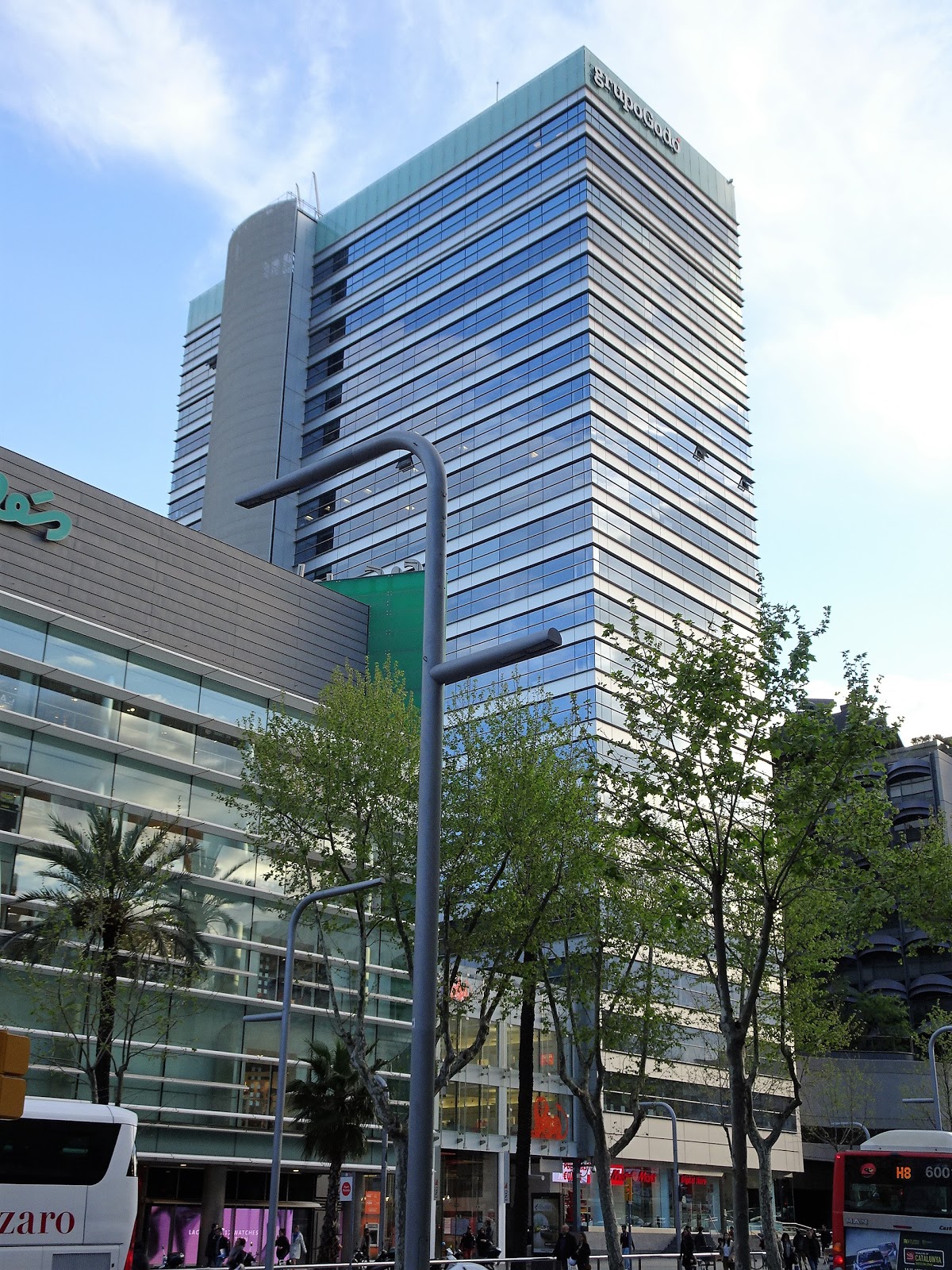 Redescubriendo Barcelona y más allá: 12/04/2018 Torre Barcelona (Torre ...