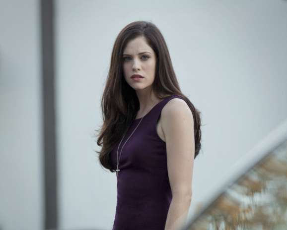 SNEAK PEEK : "Arrow": Enter 'The Huntress'