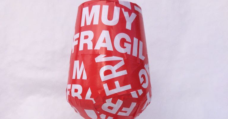 destruyeycrea: Muy frágil