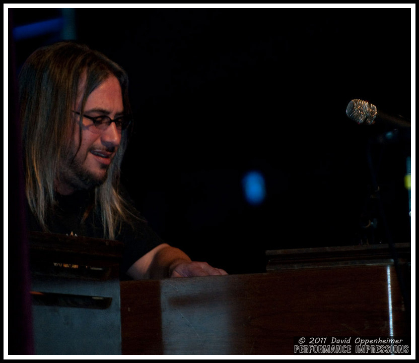 6/19/11 - 6/26/11 ~ Concert Photos Magazine - Live Music News Tickets ...