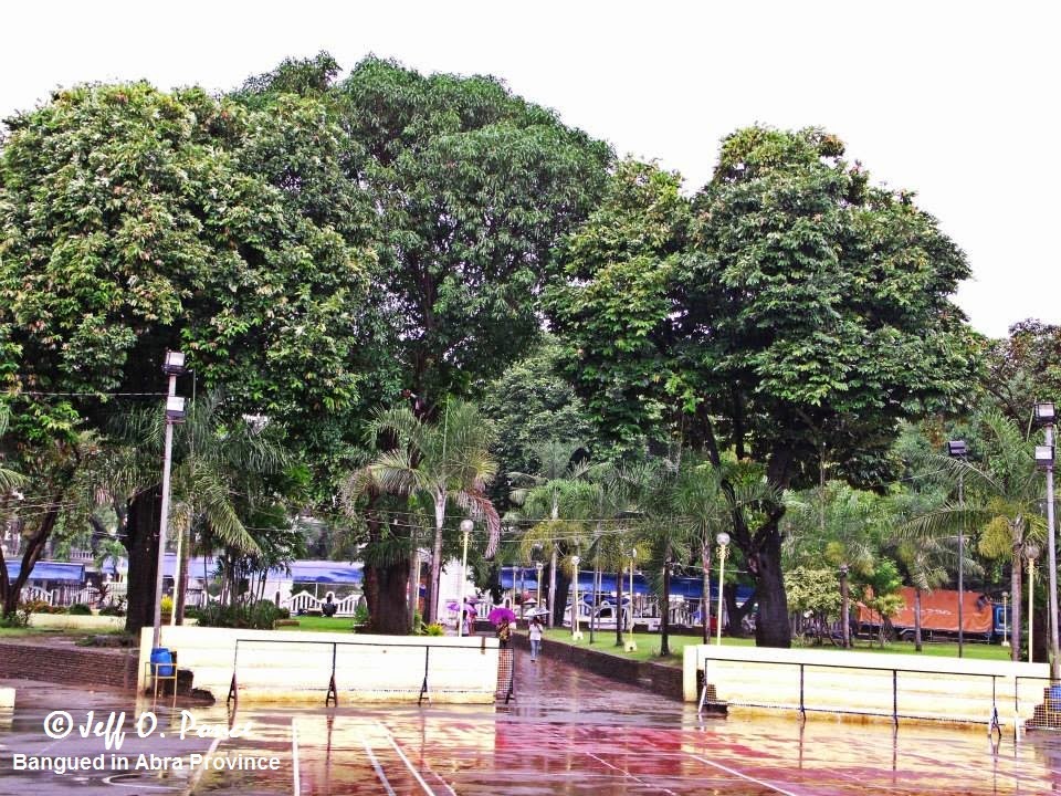Bisayang Manlalakbay around the Philippines: Rainy Morning at Bangued ...