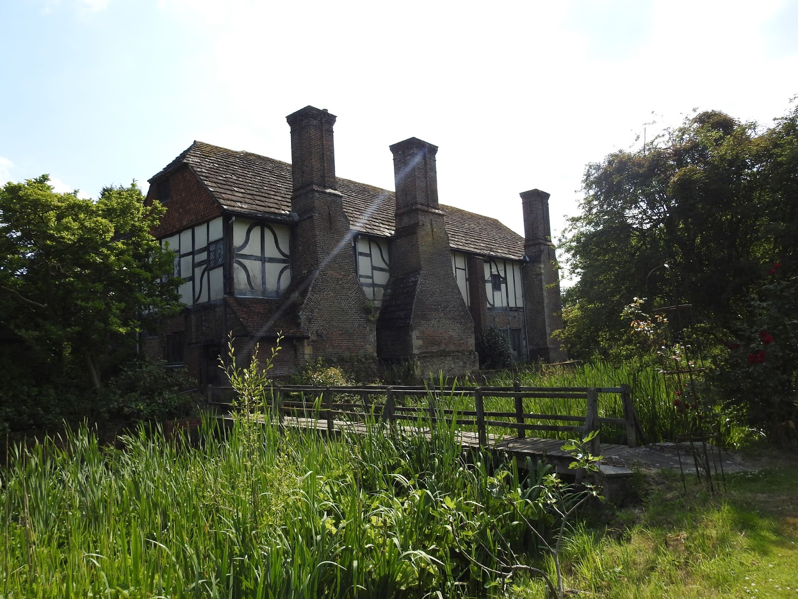 Crawley Old Town: SEVENTEEN PICTURES: Ewhurst Place