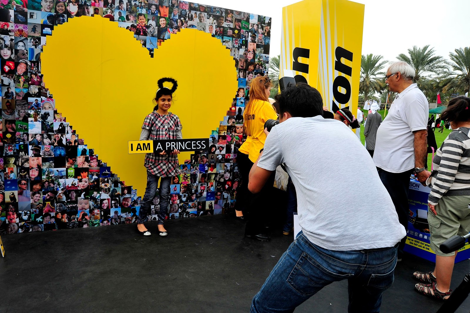 The Hotshoe Anthologist: My I AM | CUSTOMER CARE experience