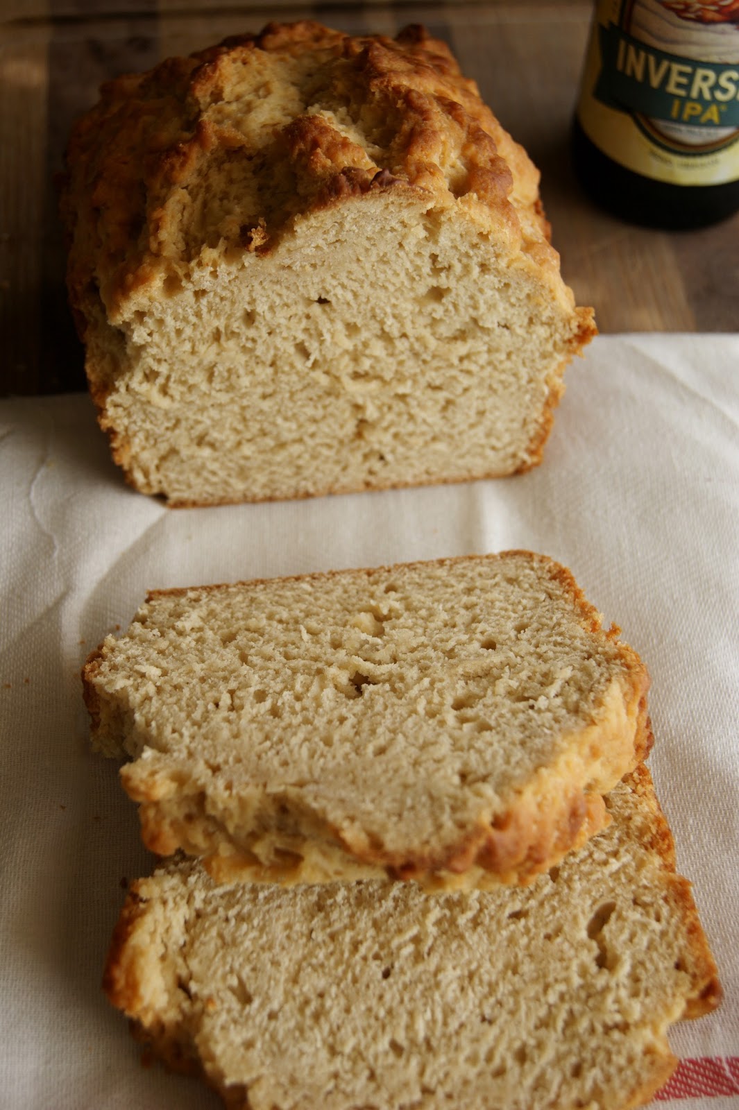 The Rainy Baker: Honey Beer Bread
